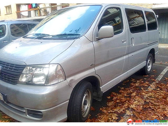 Toyota Hiace 2006 - Oñati - AutoMercadillo.com